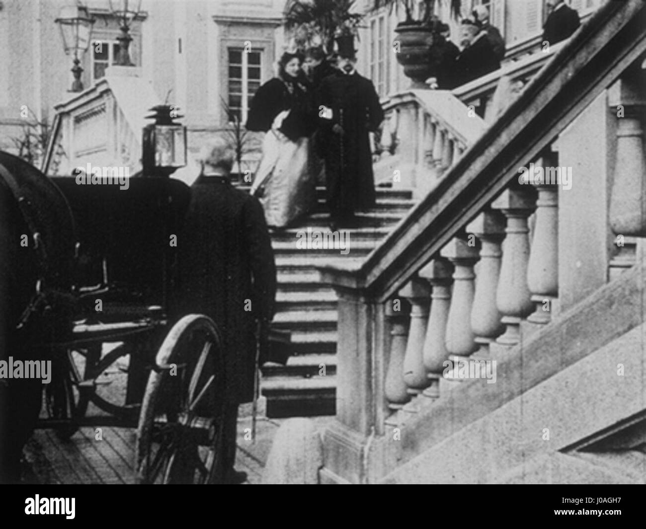 'Roi et la reine d’Italie' features a royal portrait of the King and ...