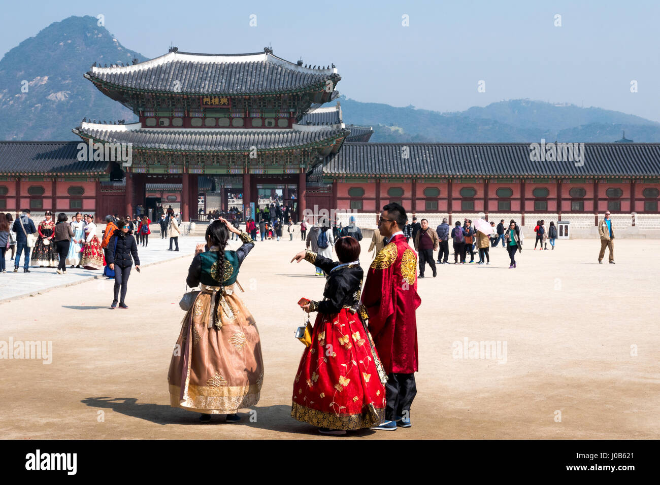 Joseon dynasty hi-res stock photography and images - Alamy
