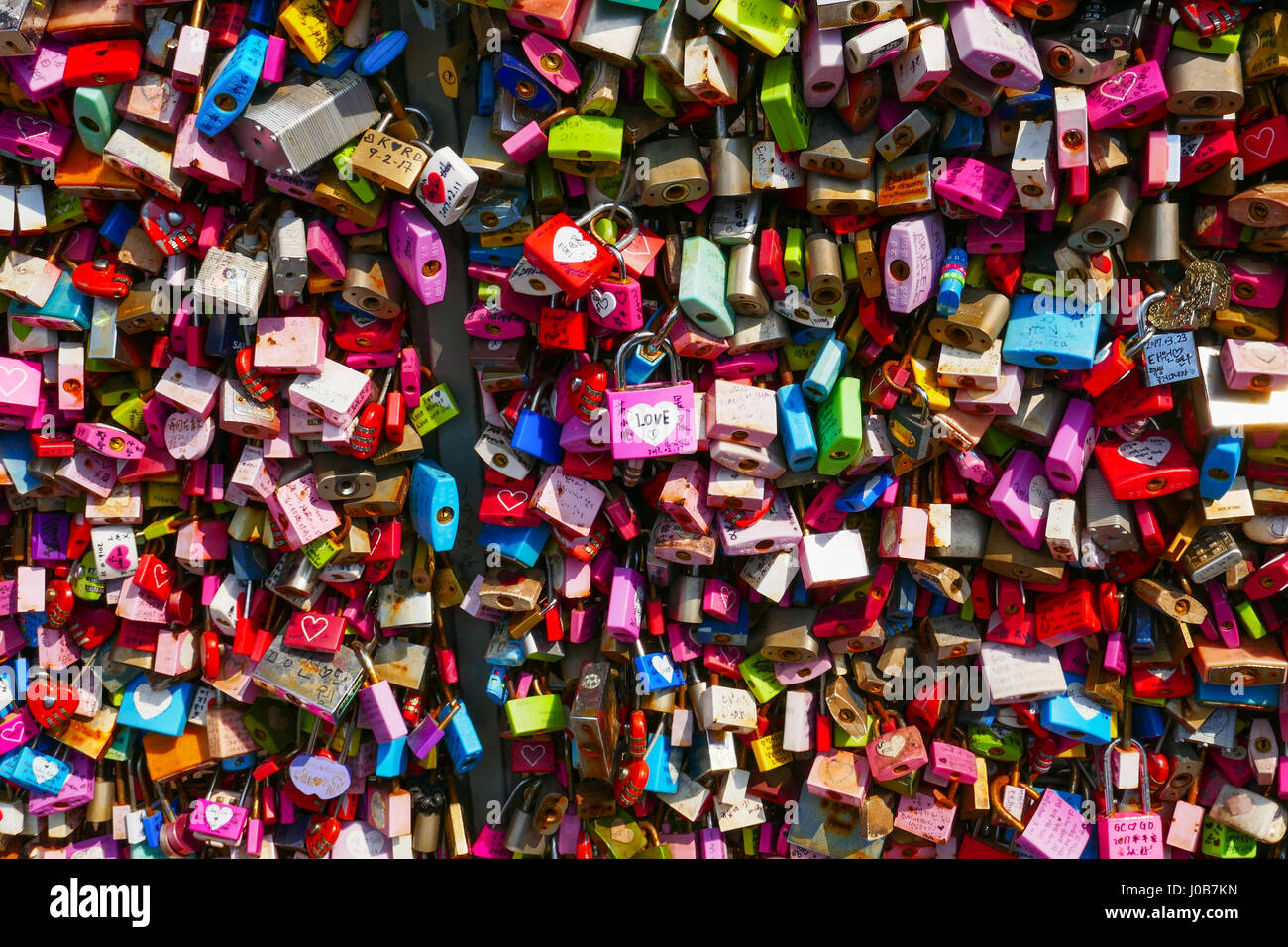 Love lock amsterdam bridge hi-res stock photography and images - Alamy