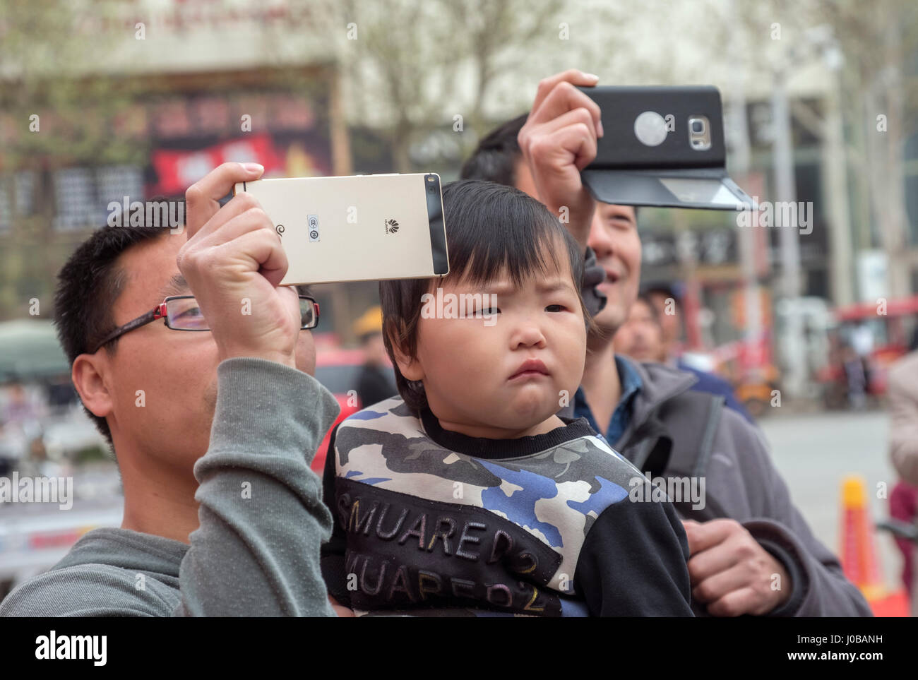 Chinese men hi-res stock photography and images - Alamy