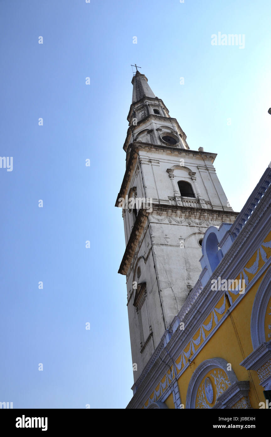Tomp/Arch, Basilica of Our Lady of Graces, Church, Sardhana, Begum's ...