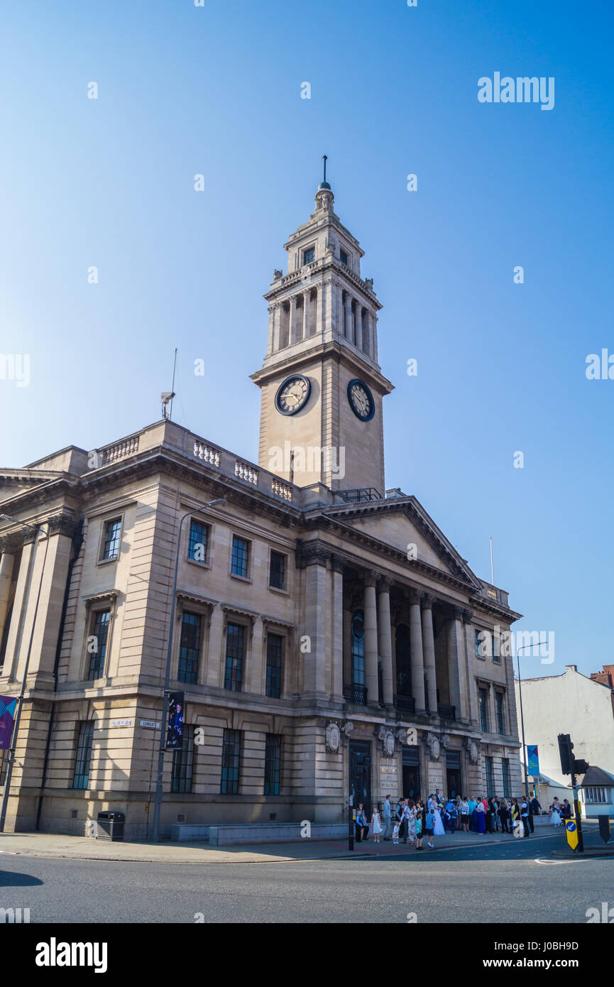 Hull guildhall hi-res stock photography and images - Alamy