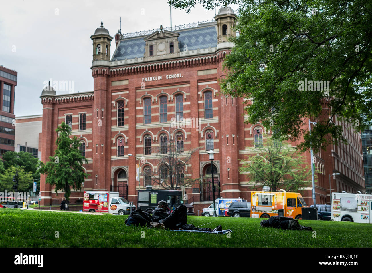 WASHINGTON DC, USA: AS THE US Presidential race hots up shocking images ...