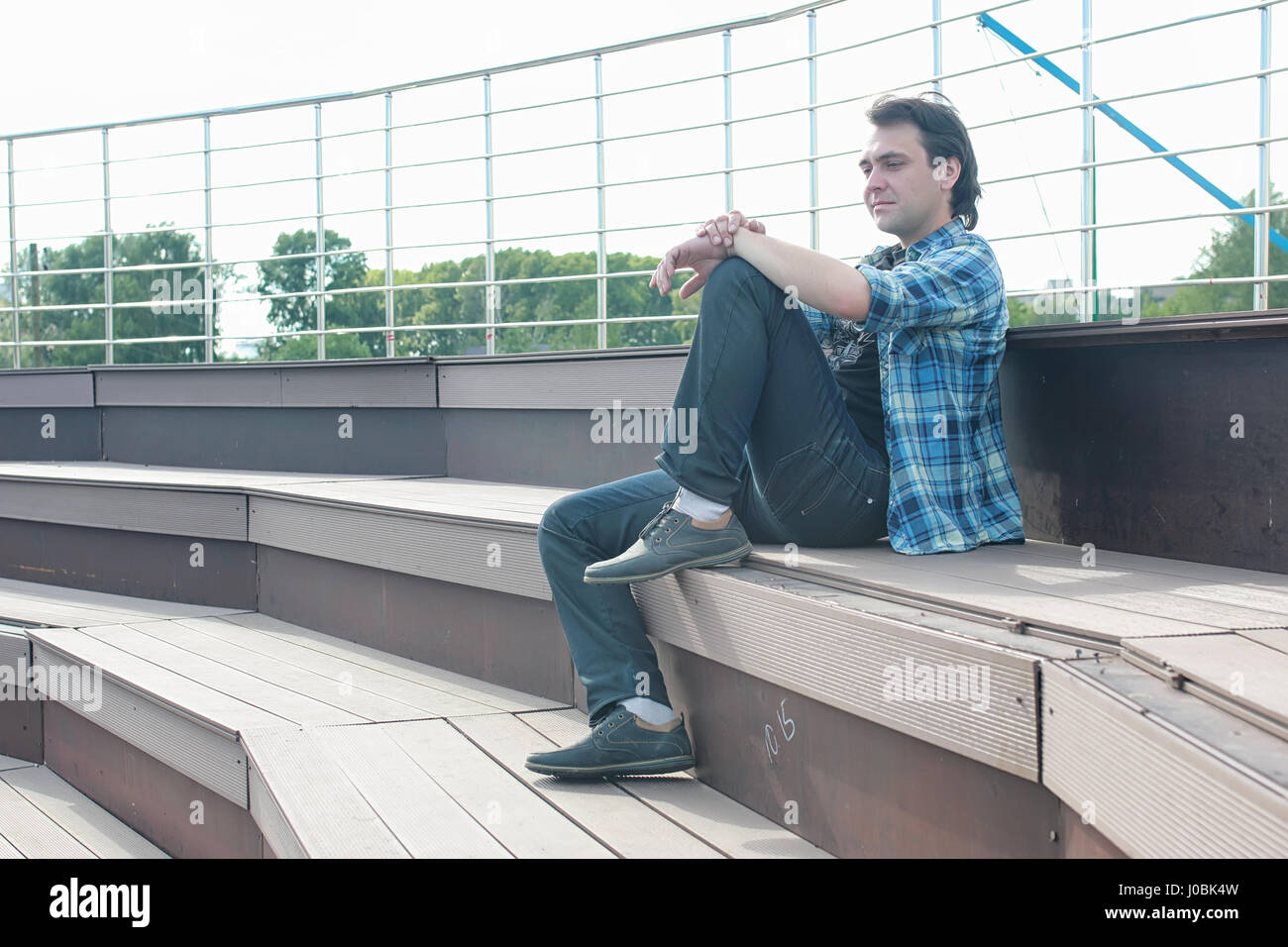 student outdoor learn alone Stock Photo - Alamy