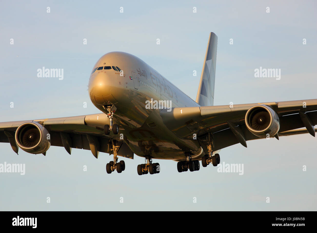 A6-APD Etihad Airways Airbus A380-800 cn 180 on final approach into ...
