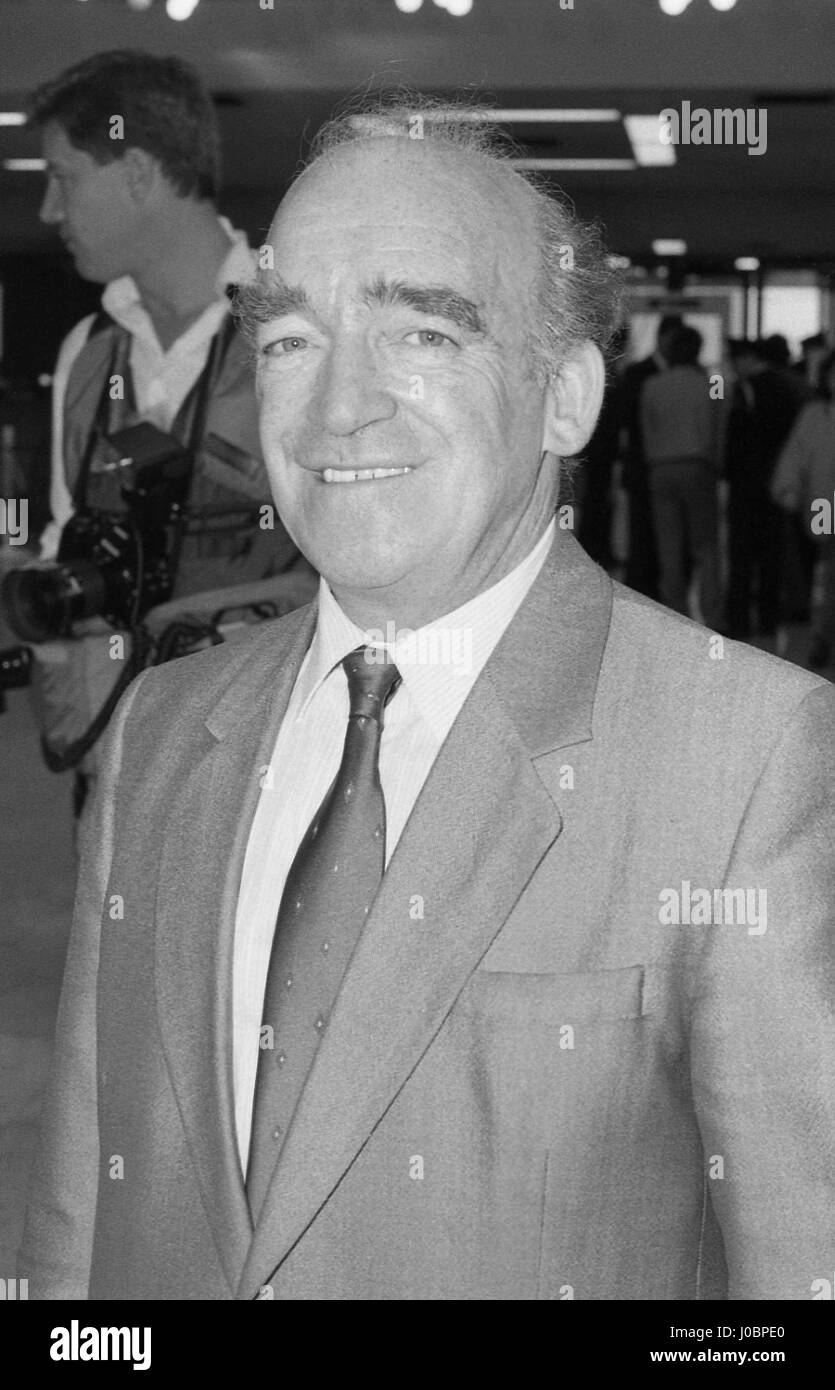 Harold walker hi-res stock photography and images - Alamy