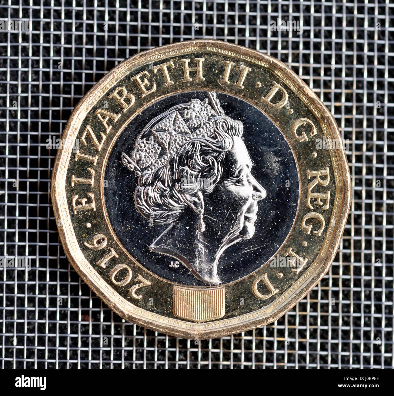 Old pound coin hi-res stock photography and images - Alamy