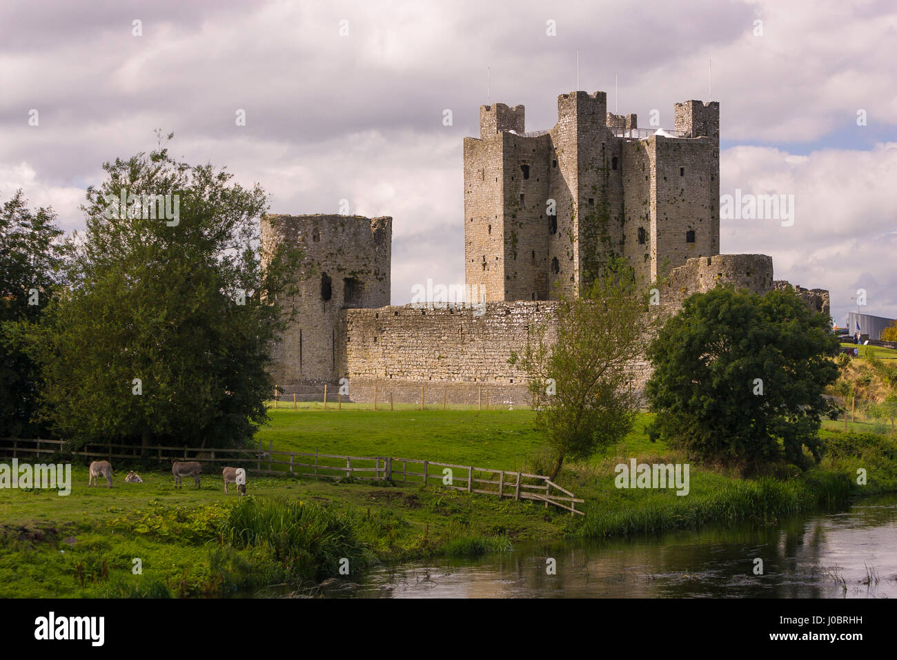 TRIM, COUNTY MEATH, IRELAND - Trim Castle, built in the 1170s, an early ...