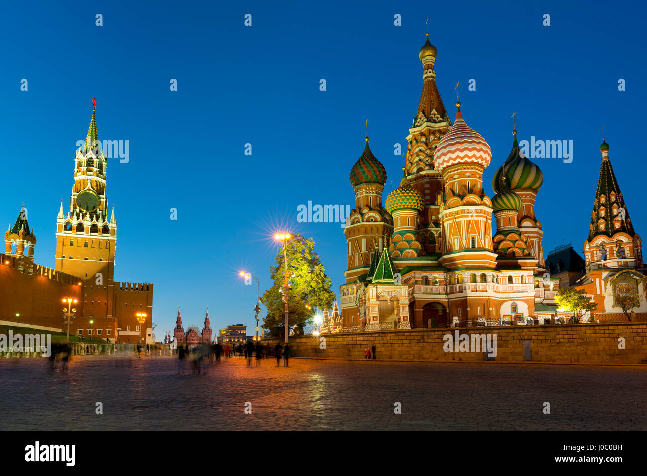 Moscow kremlin st basils cathedral hi-res stock photography and images ...