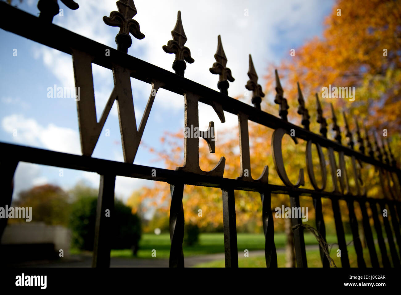 Welcome Sign on Public Park Gates, Platt Field Stock Photo - Alamy