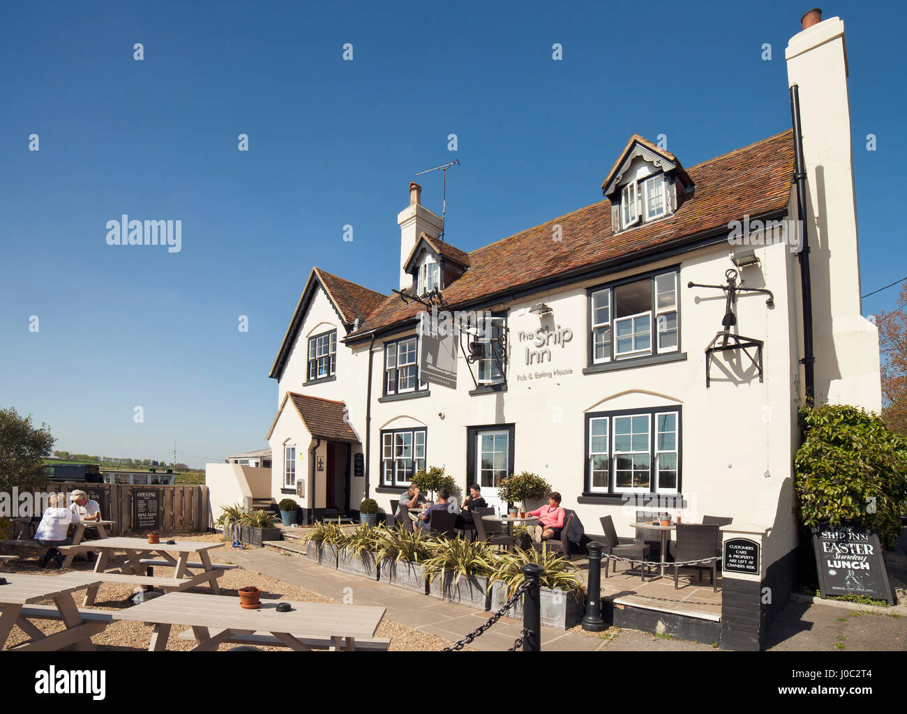 The Ship Inn, Conyer, Kent Stock Photo - Alamy