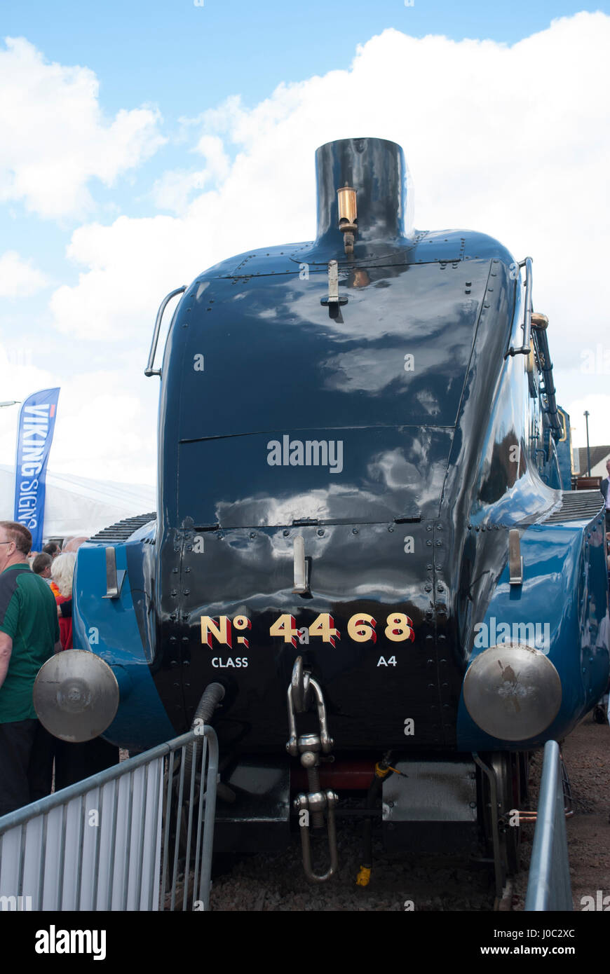 Mallard steam train Stock Photo - Alamy