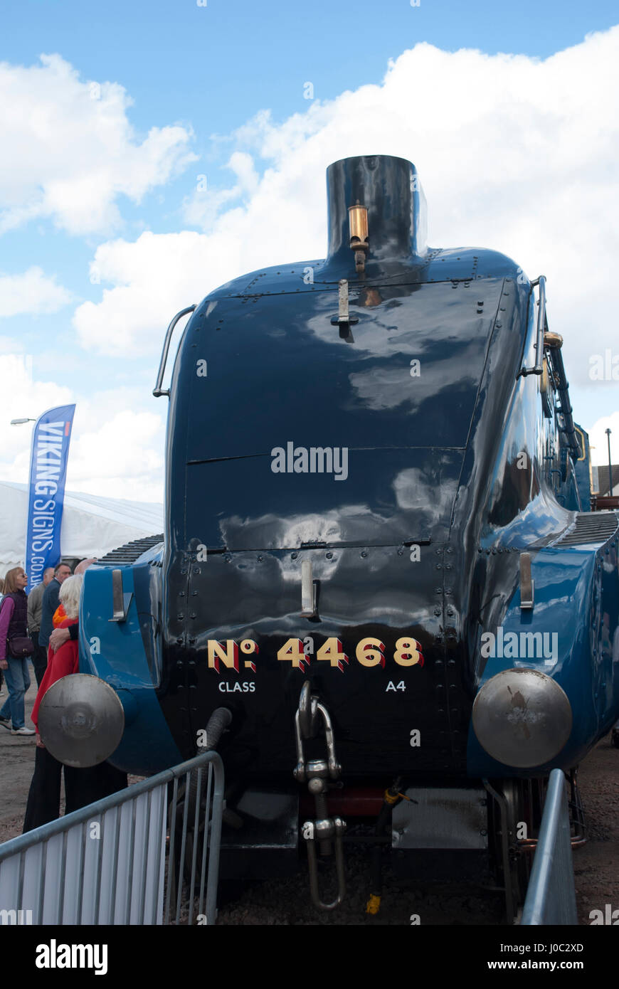 Lner class a4 4468 mallard hi-res stock photography and images - Alamy