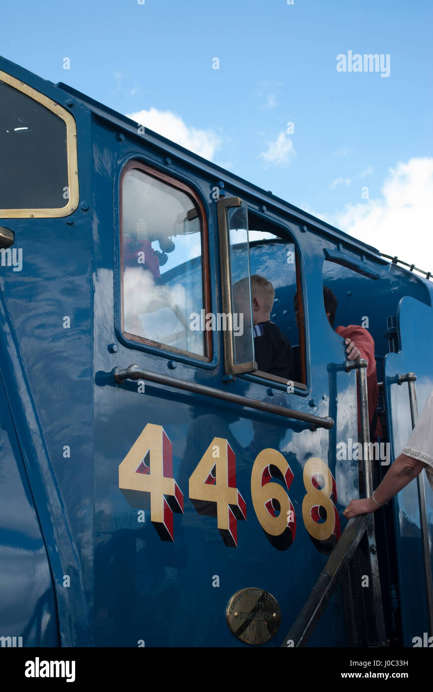 Mallard steam train Stock Photo - Alamy