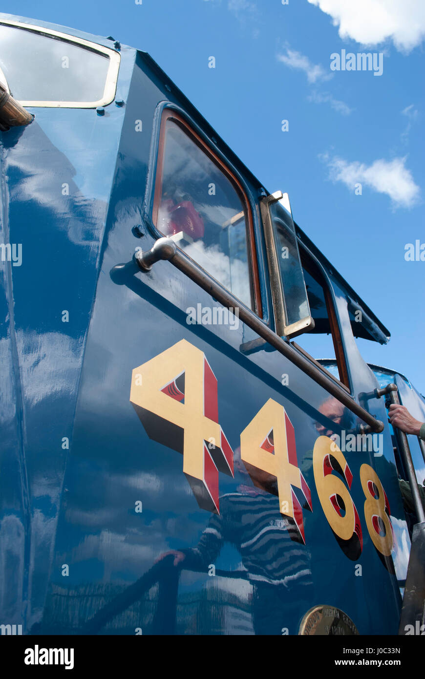Mallard steam train Stock Photo - Alamy