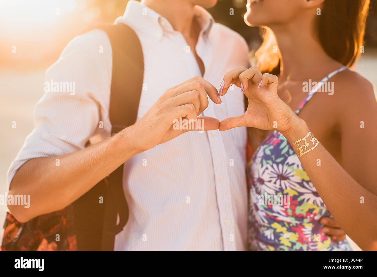 Hand heart hi-res stock photography and images - Alamy