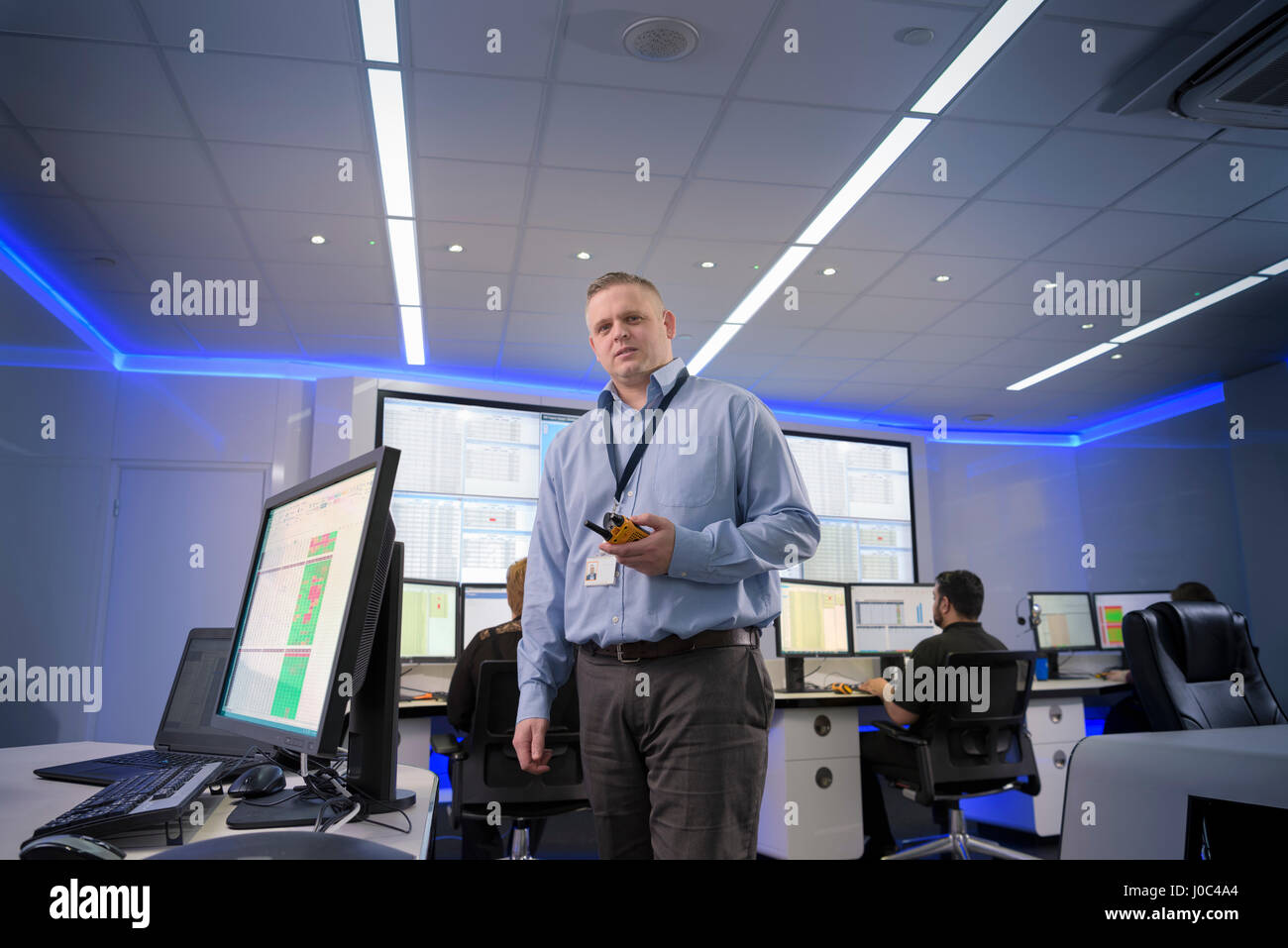 Woman emergency room hi-res stock photography and images - Alamy