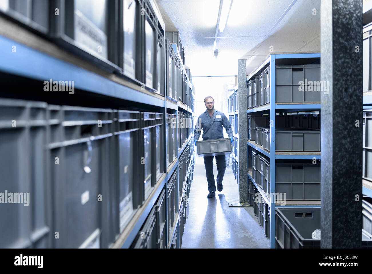 Storage room person hi-res stock photography and images - Alamy