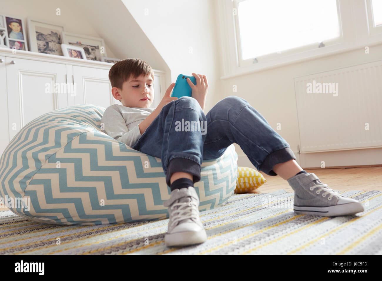 Reclining hi-res stock photography and images - Alamy