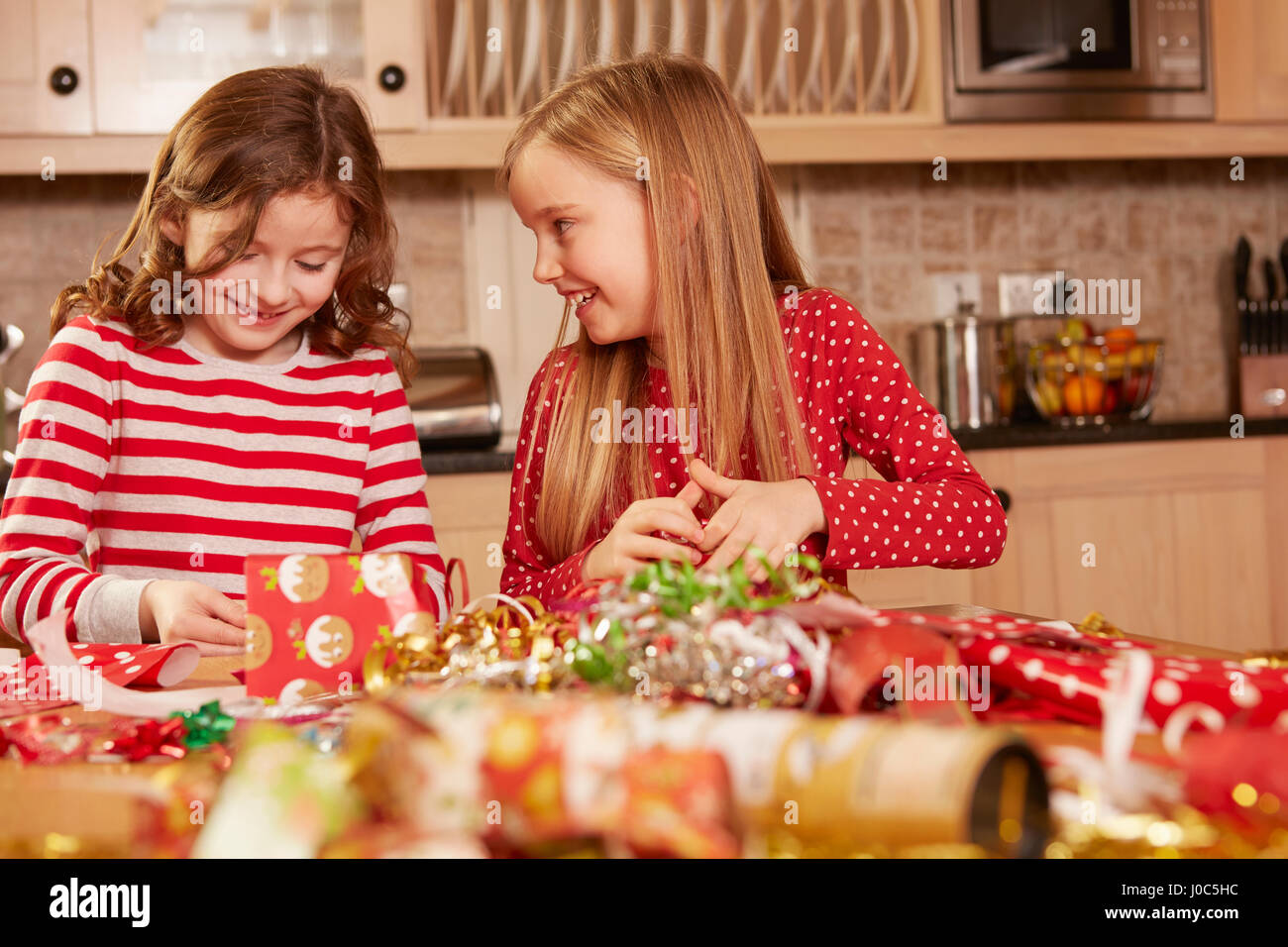 Careful wrapping hi-res stock photography and images - Alamy