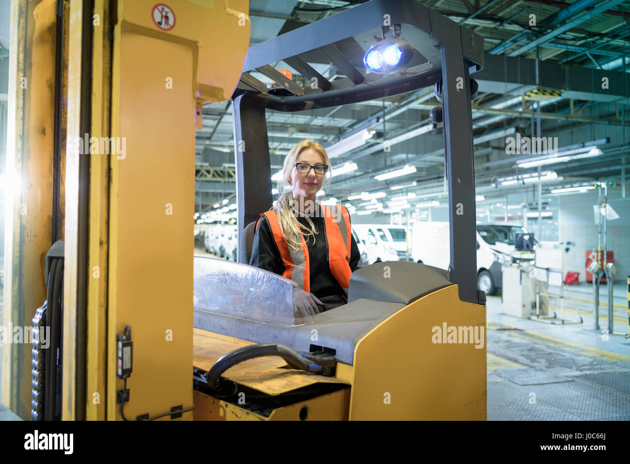 Female driver in an automobile hi-res stock photography and images - Alamy