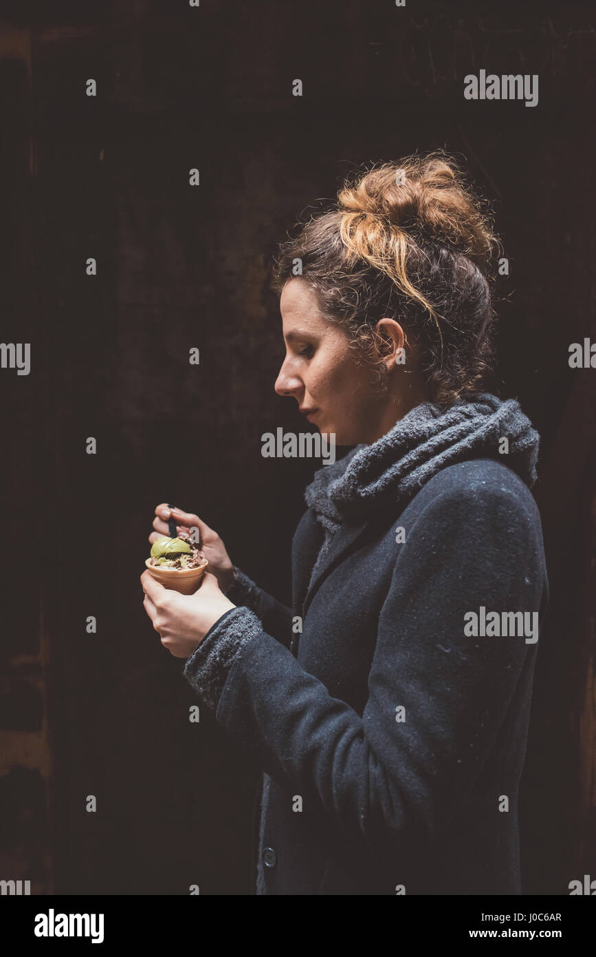 Woman eating gelato italy hi-res stock photography and images - Alamy