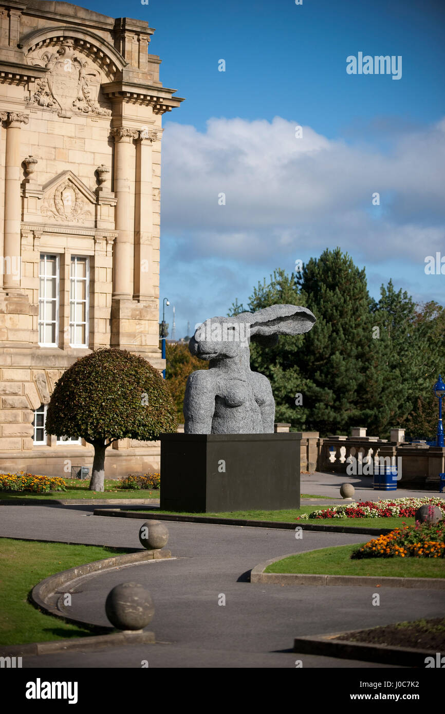 Cartwright Hall Art Gallery, Bradford, West Yorkshire Stock Photo - Alamy