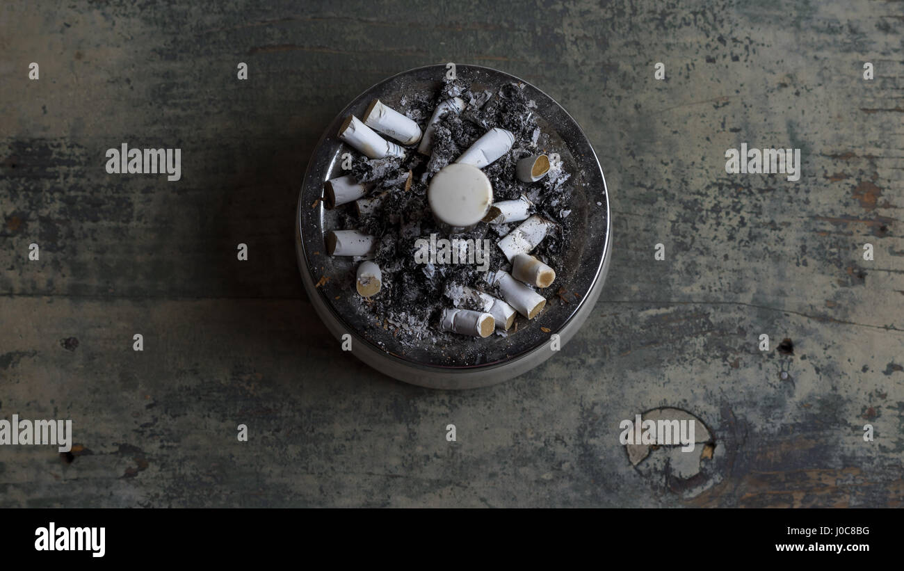 Addictions - Cigarettes Stock Photo - Alamy
