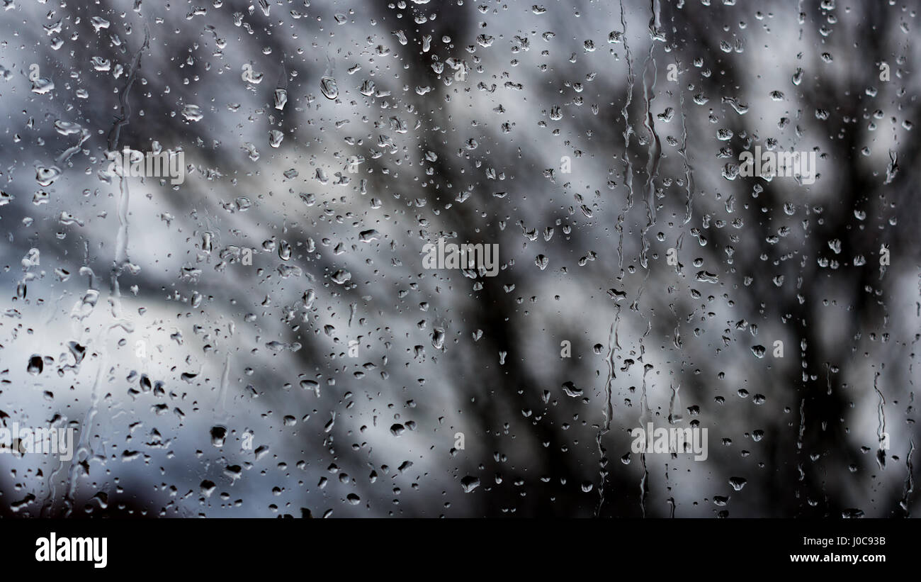Window - raindrop Stock Photo - Alamy