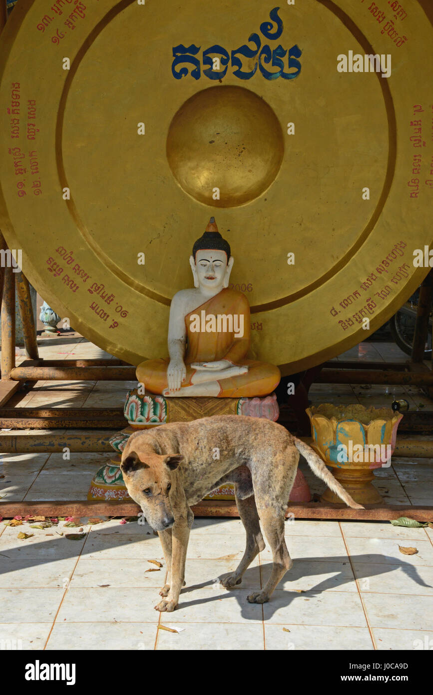 Wat Hanchey temple complex, Kampong Cham, Cambodia Stock Photo - Alamy