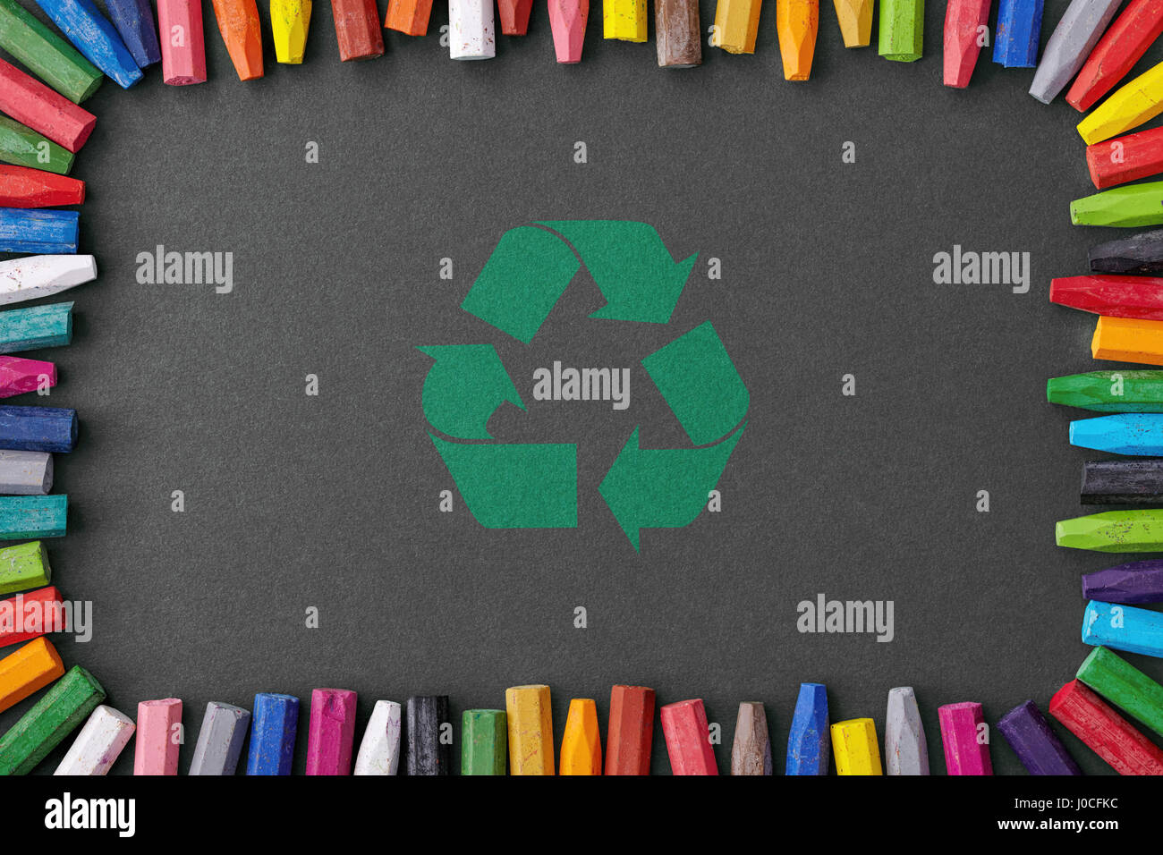 Pencil drawing recycling sign hi-res stock photography and images - Alamy