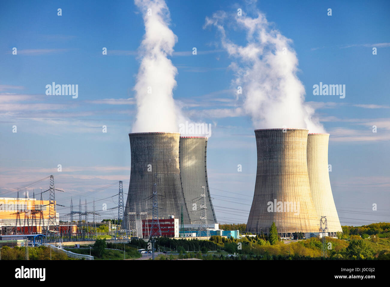 Nuclear energy industry hi-res stock photography and images - Alamy
