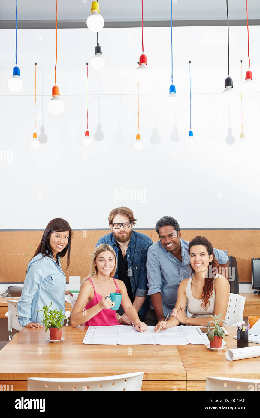 Planning group hi-res stock photography and images - Alamy