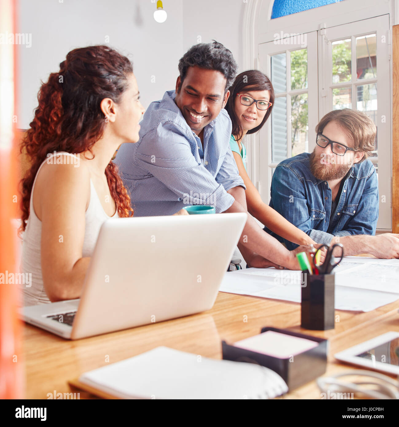 Students working on business workshop in teamwork Stock Photo - Alamy
