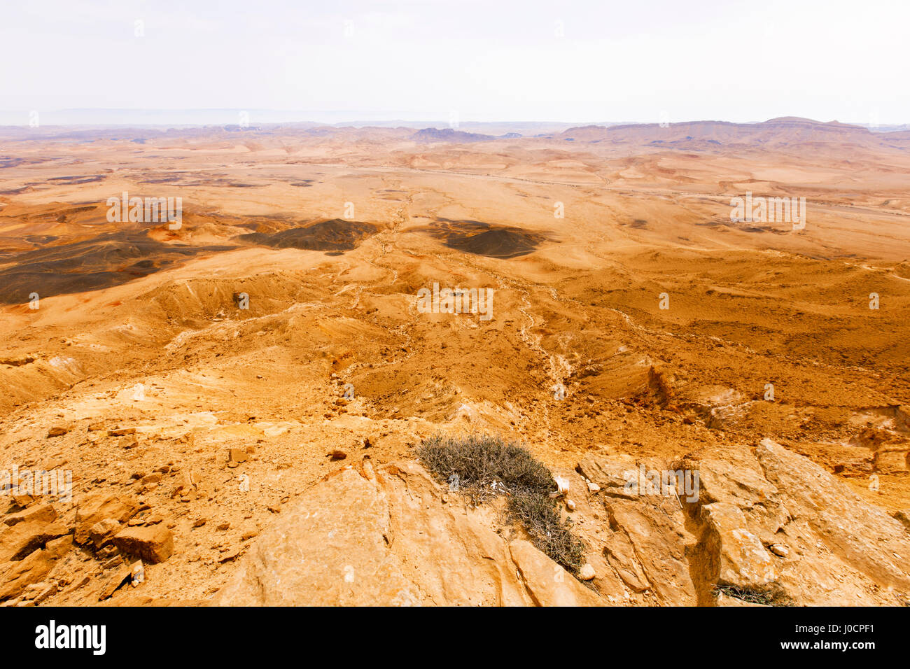 Desert landscapes in Israeli Negev Desert Stock Photo - Alamy