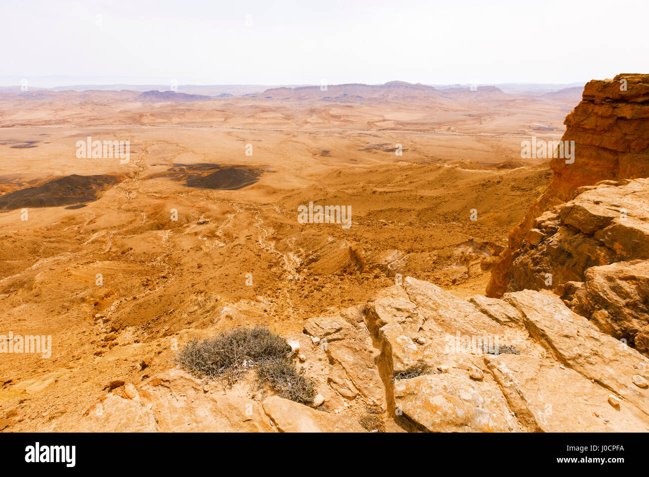 Desert landscapes in Israeli Negev Desert Stock Photo - Alamy