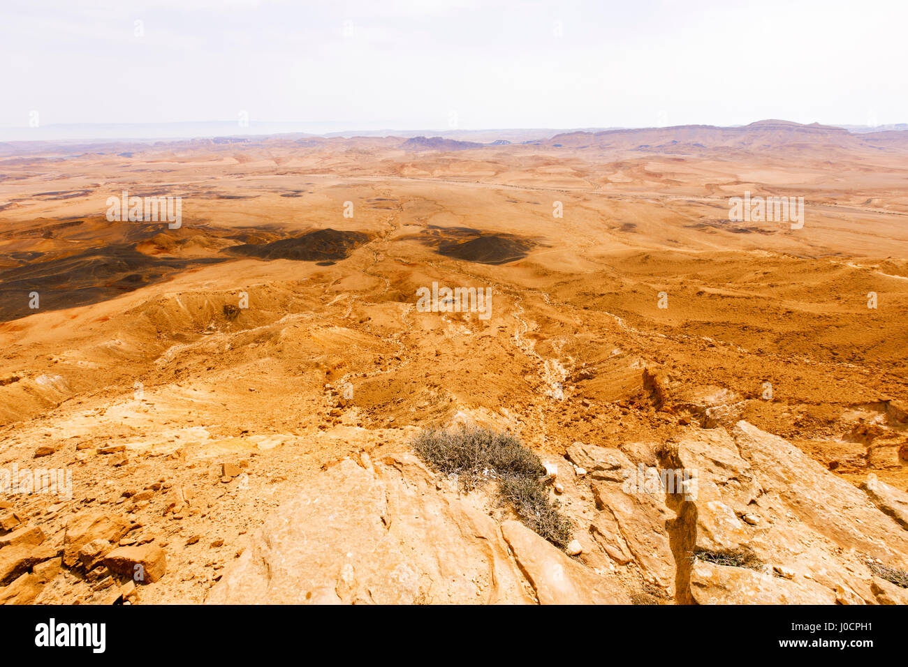 Desert landscapes in Israeli Negev Desert Stock Photo - Alamy