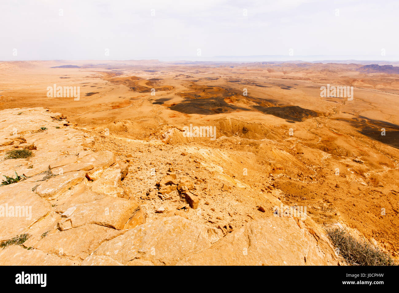 Desert landscapes in Israeli Negev Desert Stock Photo - Alamy
