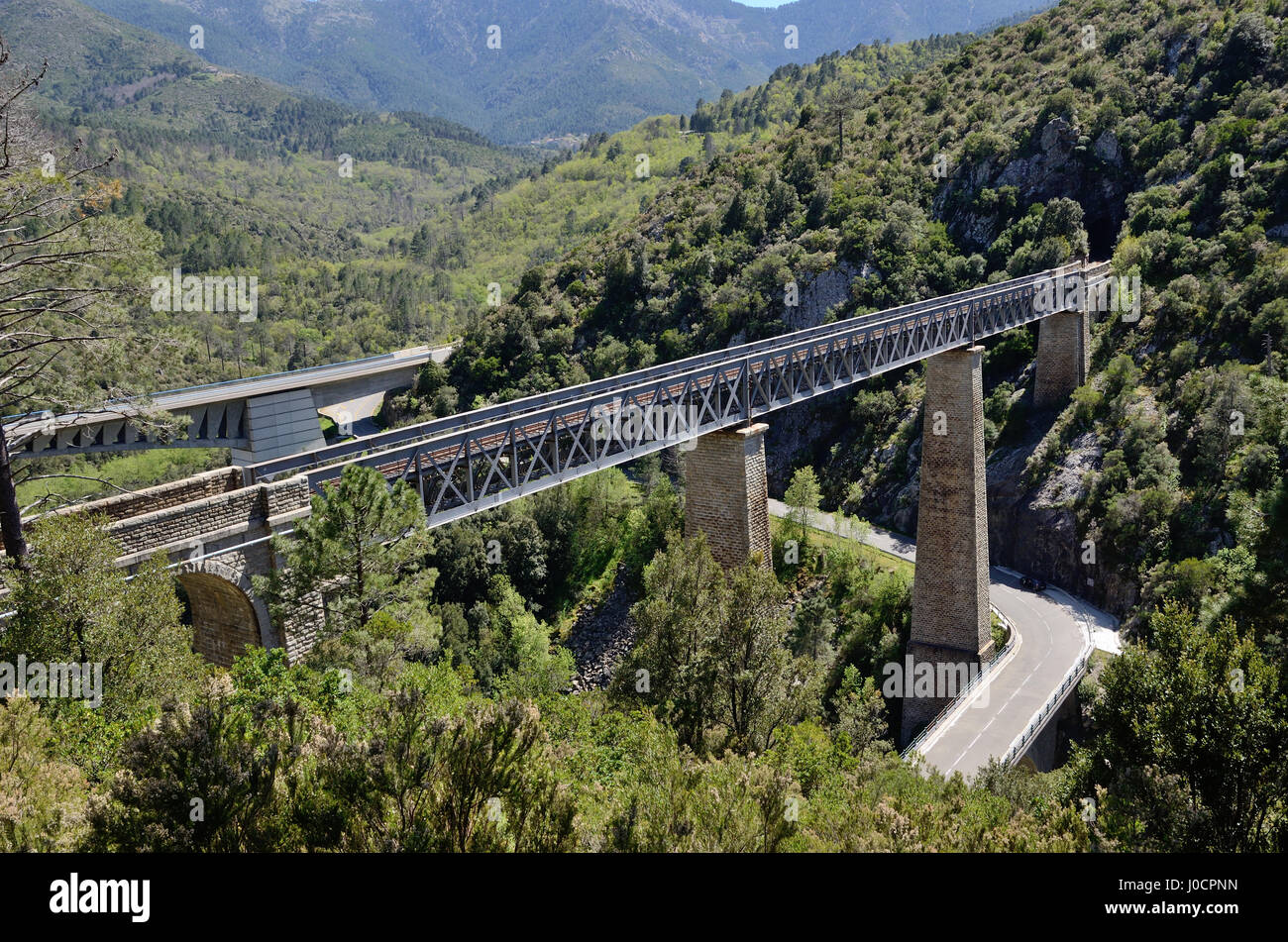 Railway viaducts hi-res stock photography and images - Alamy