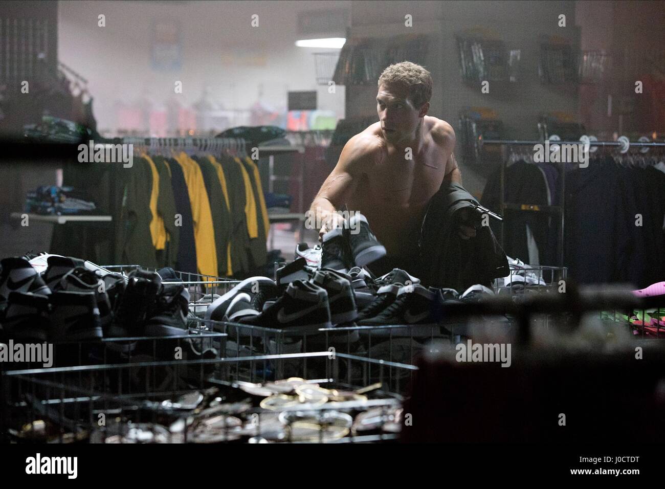 Jai Courtney Terminator Genisys High Resolution Stock Photography and ...