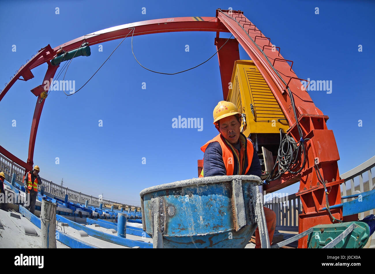 Xinmin yang hi-res stock photography and images - Alamy