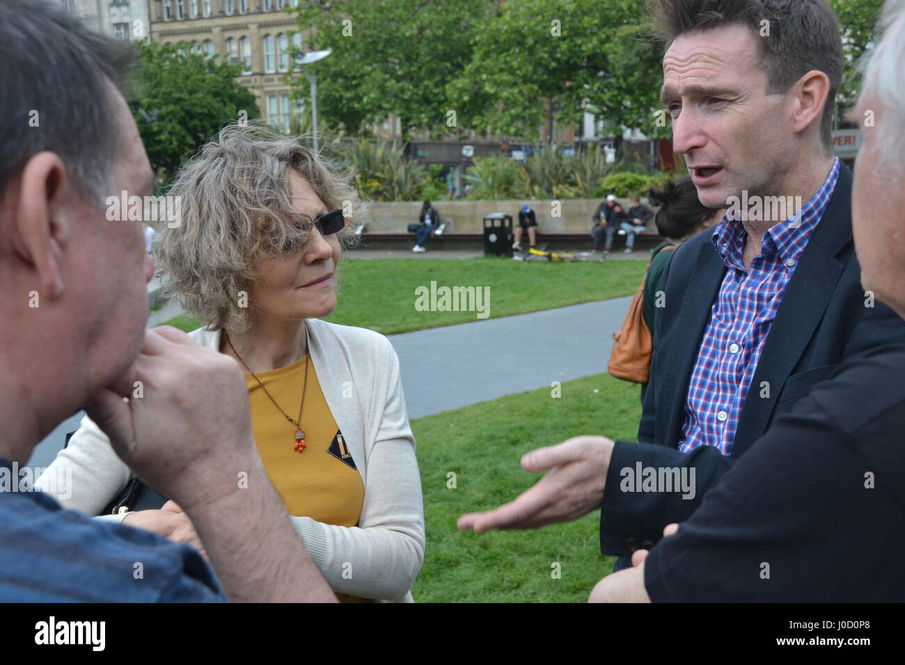 John Leech leads pro-EU rally in Manchester Piccadilly Gardens the day ...