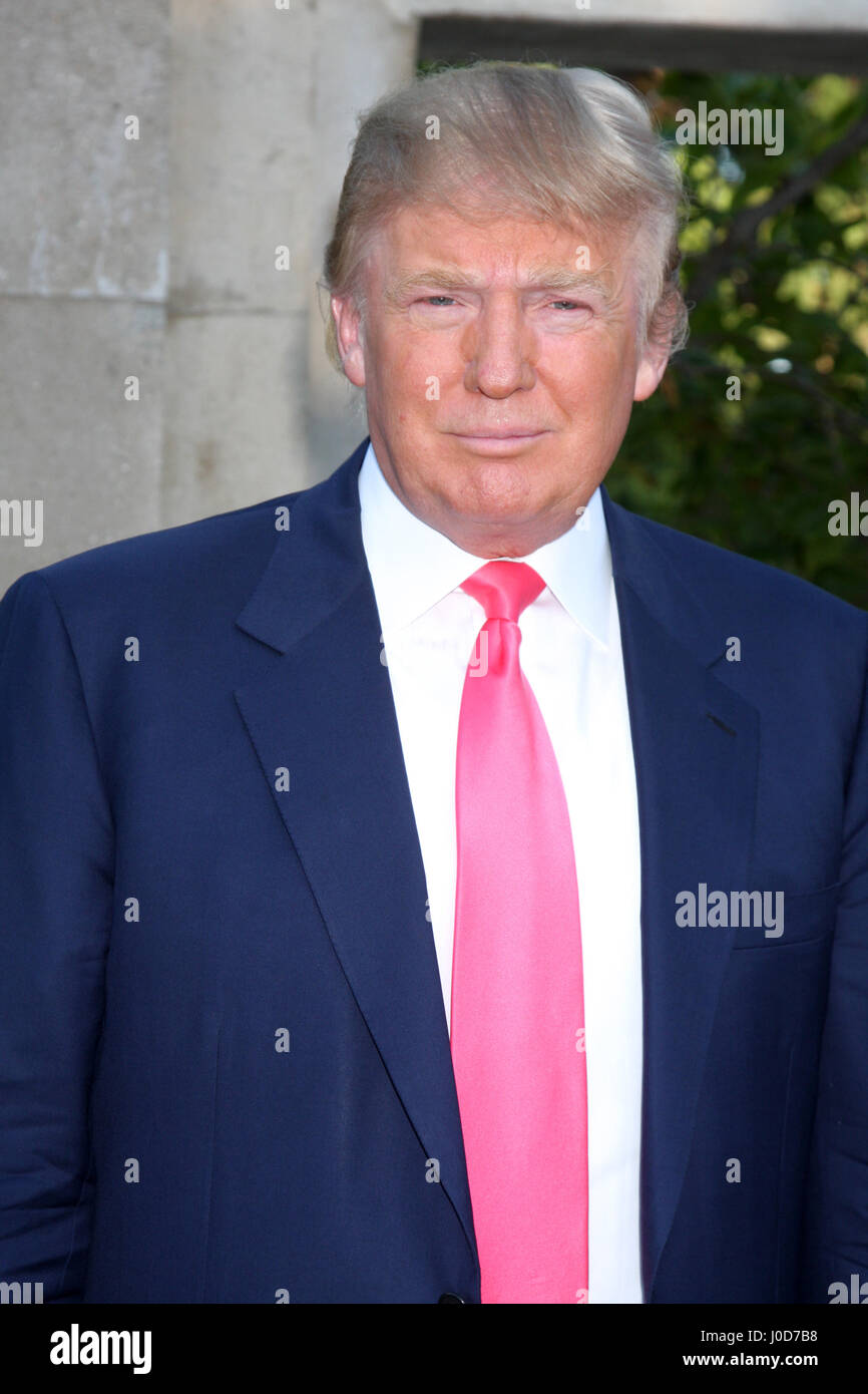 July 24, 2010 - Beverly Hills, CA, USA - LOS ANGELES - JUL 24: Donald ...