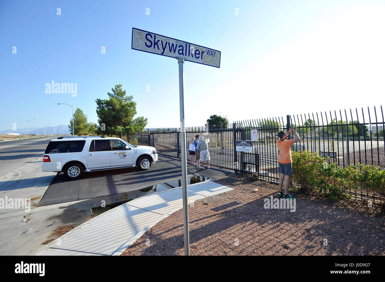 Extra tours hi-res stock photography and images - Alamy