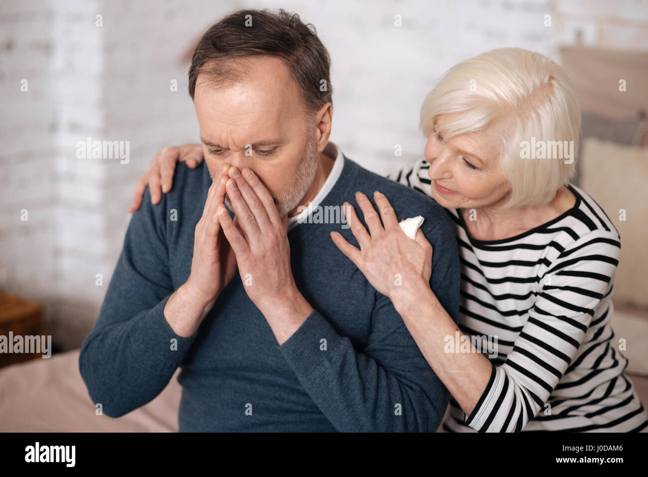 Allergy support hi-res stock photography and images - Alamy