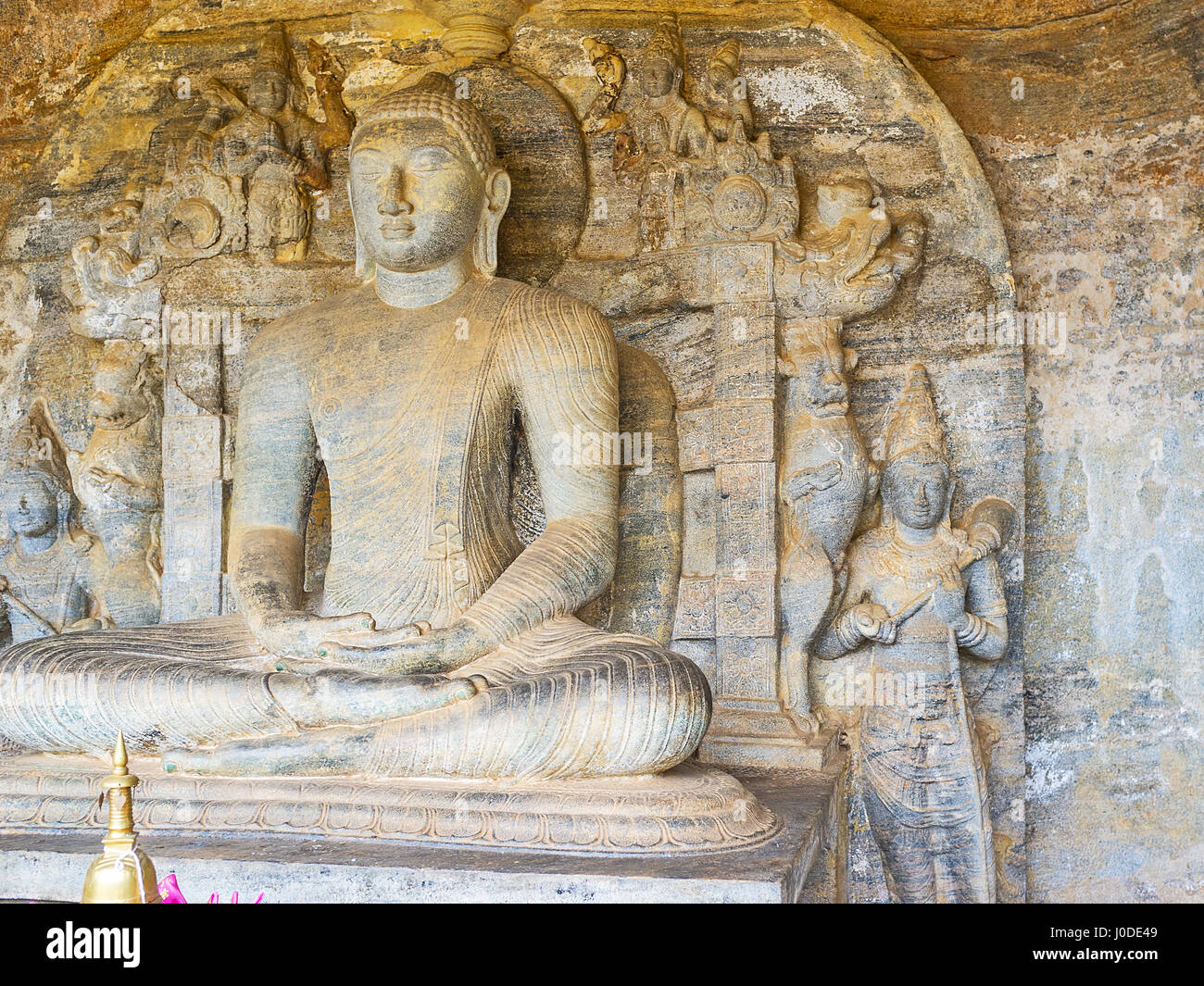 The Meditating Buddha statue in Vidyhadhara Guha cavern of Gal Viharaya ...