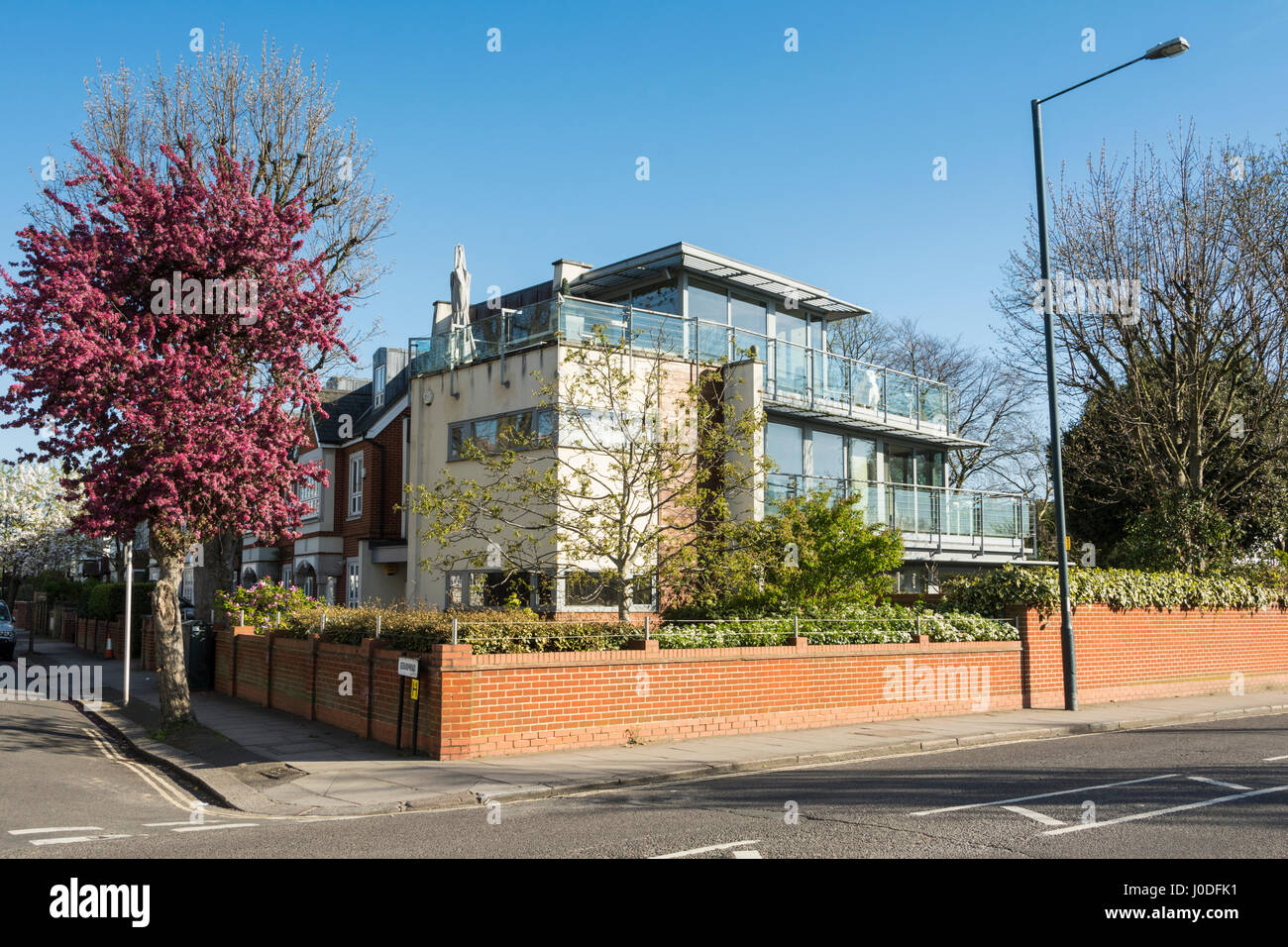Leafy, quiet suburban streets in Barnes, SW London, England, UK Stock ...