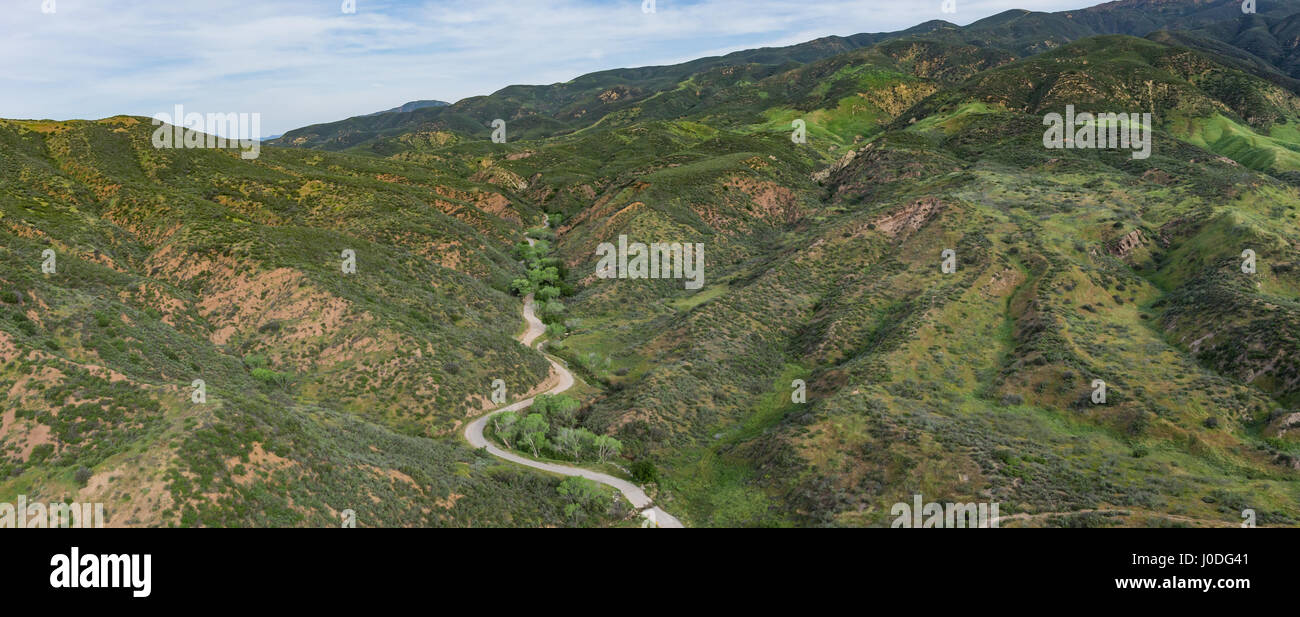 Canyon land and hills in the natural wilderness of southern California ...