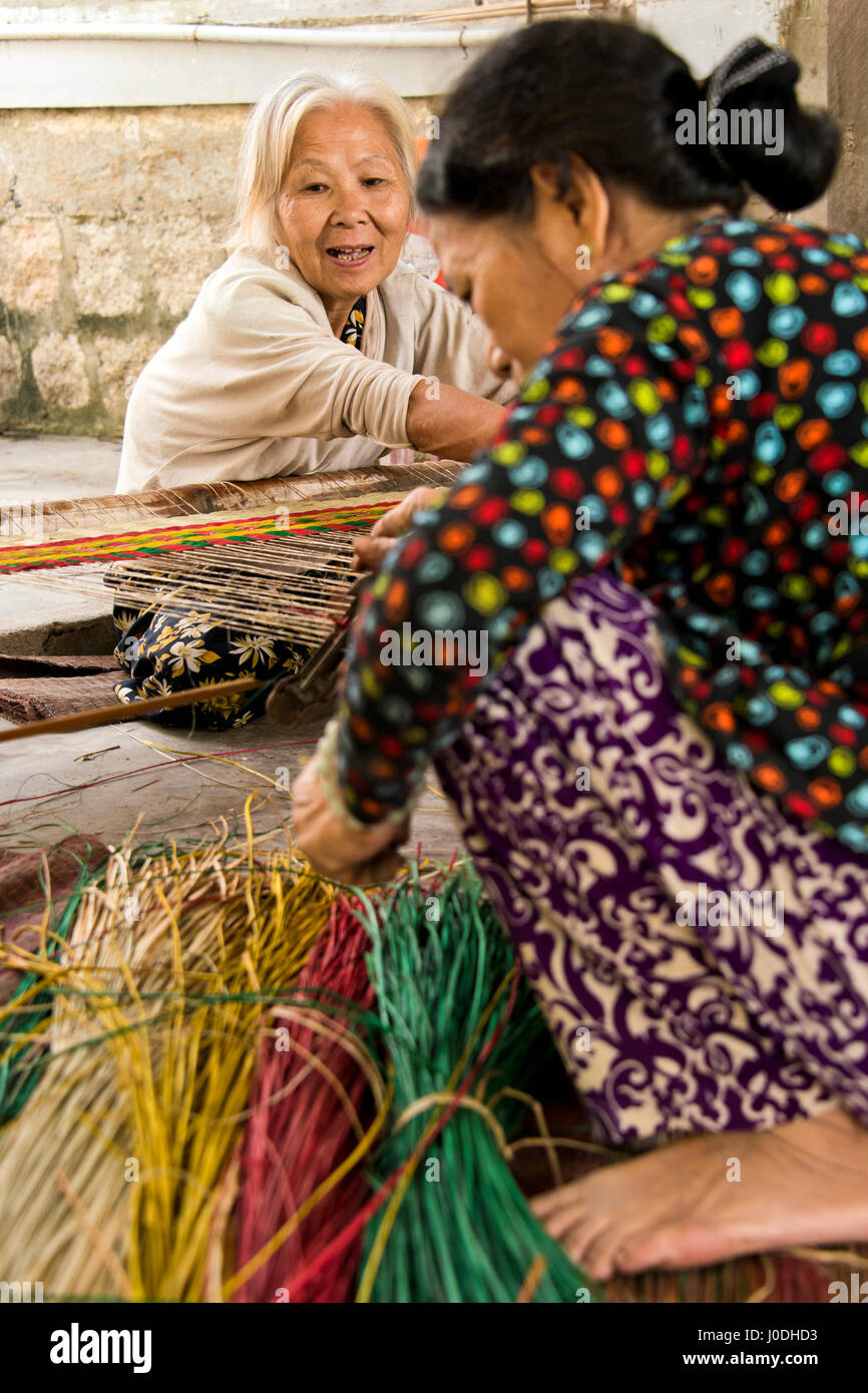 Sleeping on mat hi-res stock photography and images - Alamy