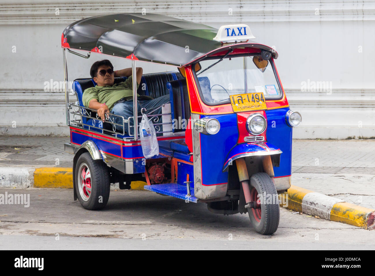 Tuk tuk on bangkok street hi-res stock photography and images - Alamy